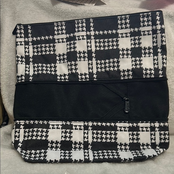 Bags | Chic Black And White Checkered Tote | Poshmark